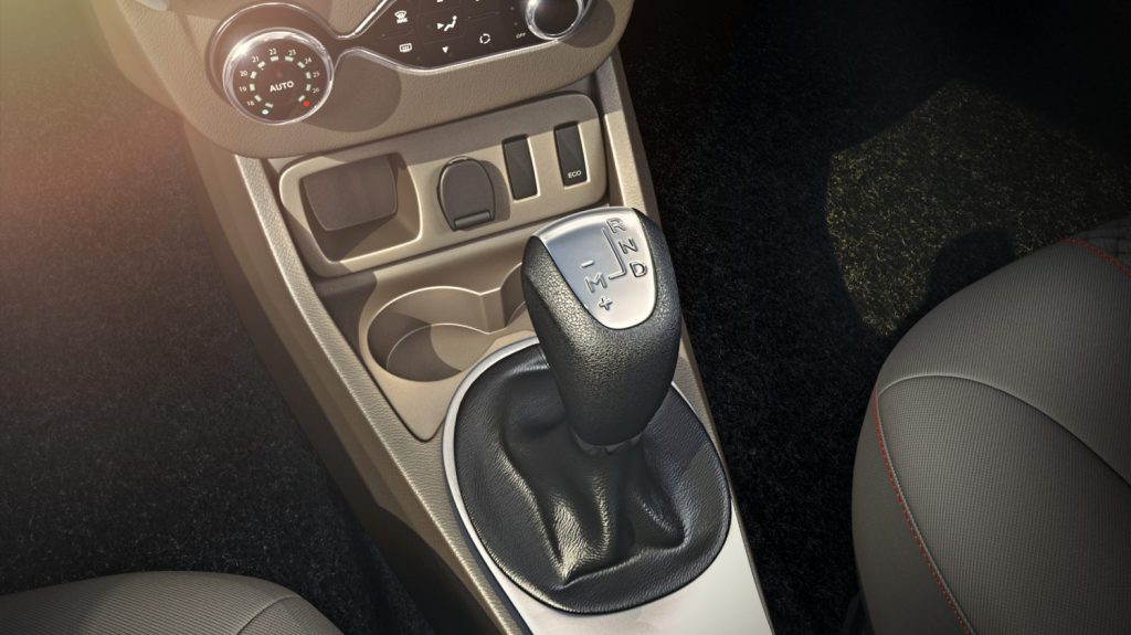 Renault Duster Automatic Rental in Kerala - Kottayam Cars